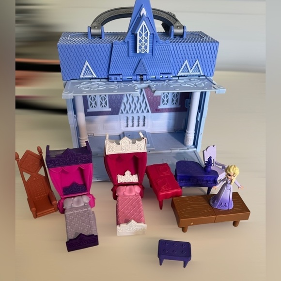 Disney | Toys | Disney Frozen 2 Pop Adventures Arendelle Castle Playset ...